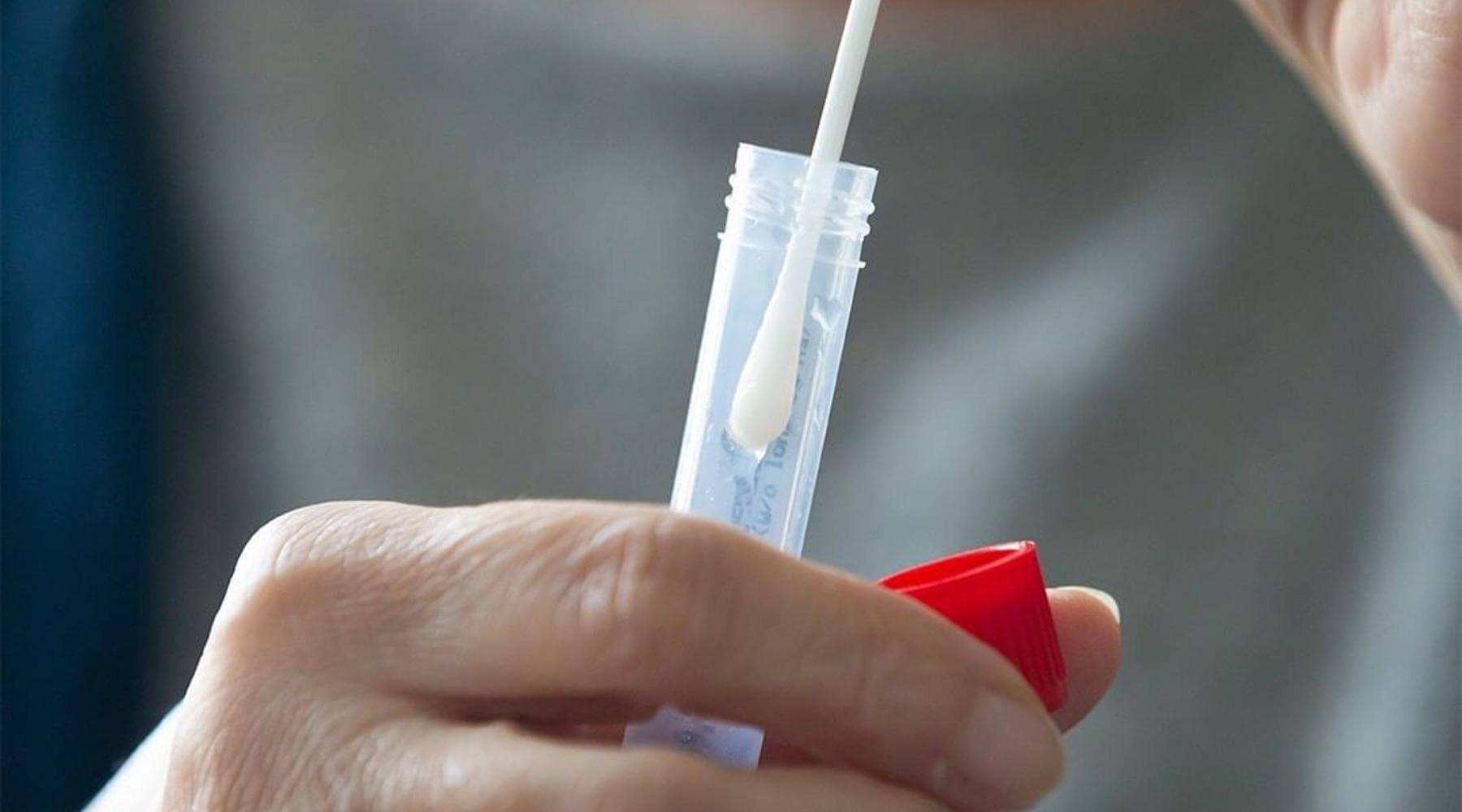 Δωρεάν self test για ανεμβολίαστα παιδιά - Πως θα τα προμηθευτείτε ...